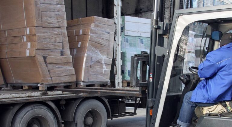 Importance of load securement in road transportation - EUMOS